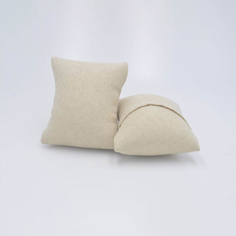 Fashion Necklace Bracelet Display Small Pillow For Jewelry