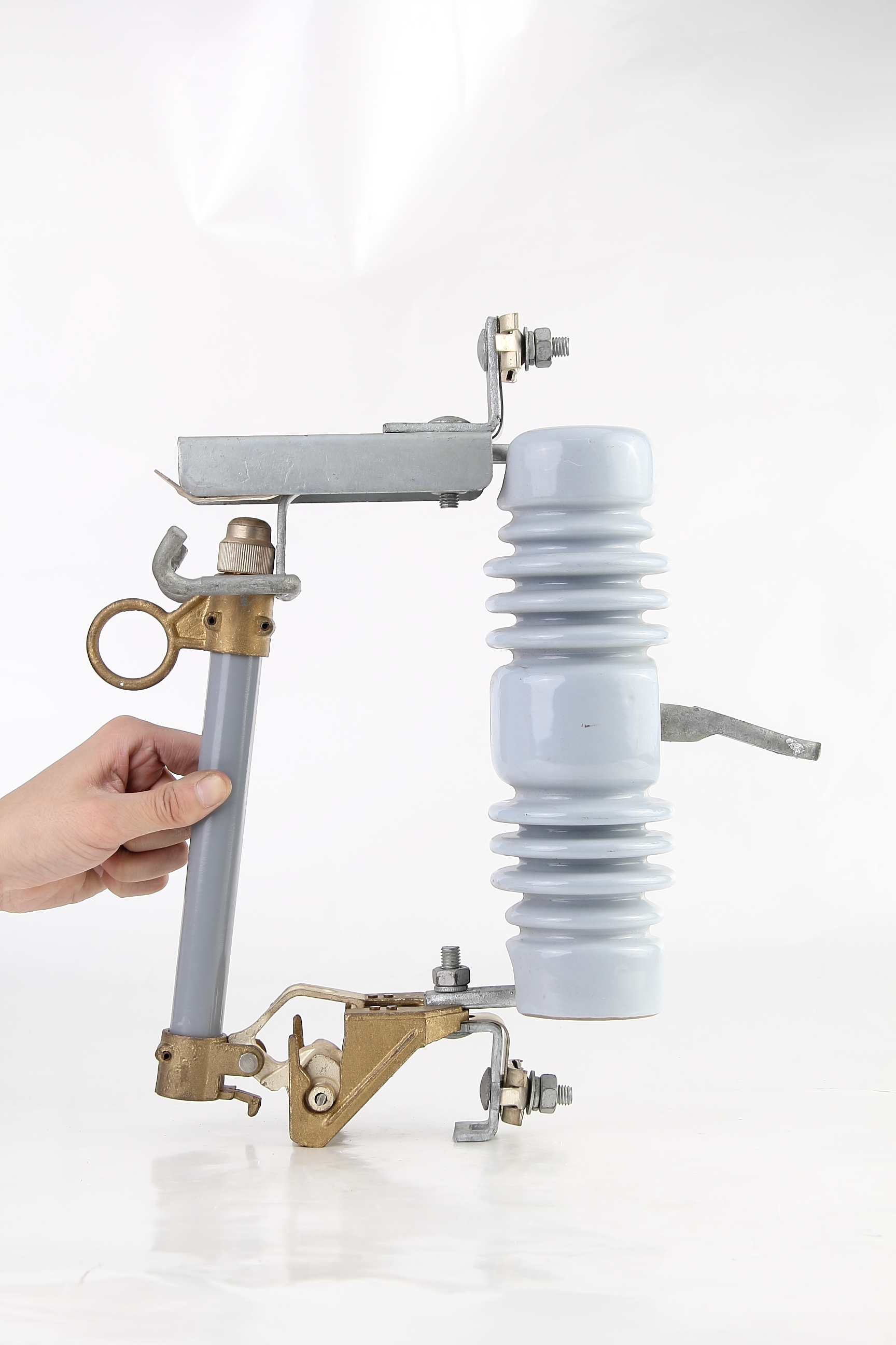 Features and applications of drop fuse