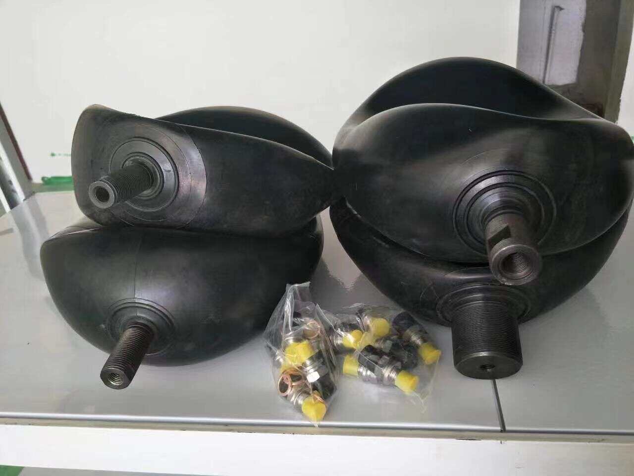 Custom Rubber Bladder