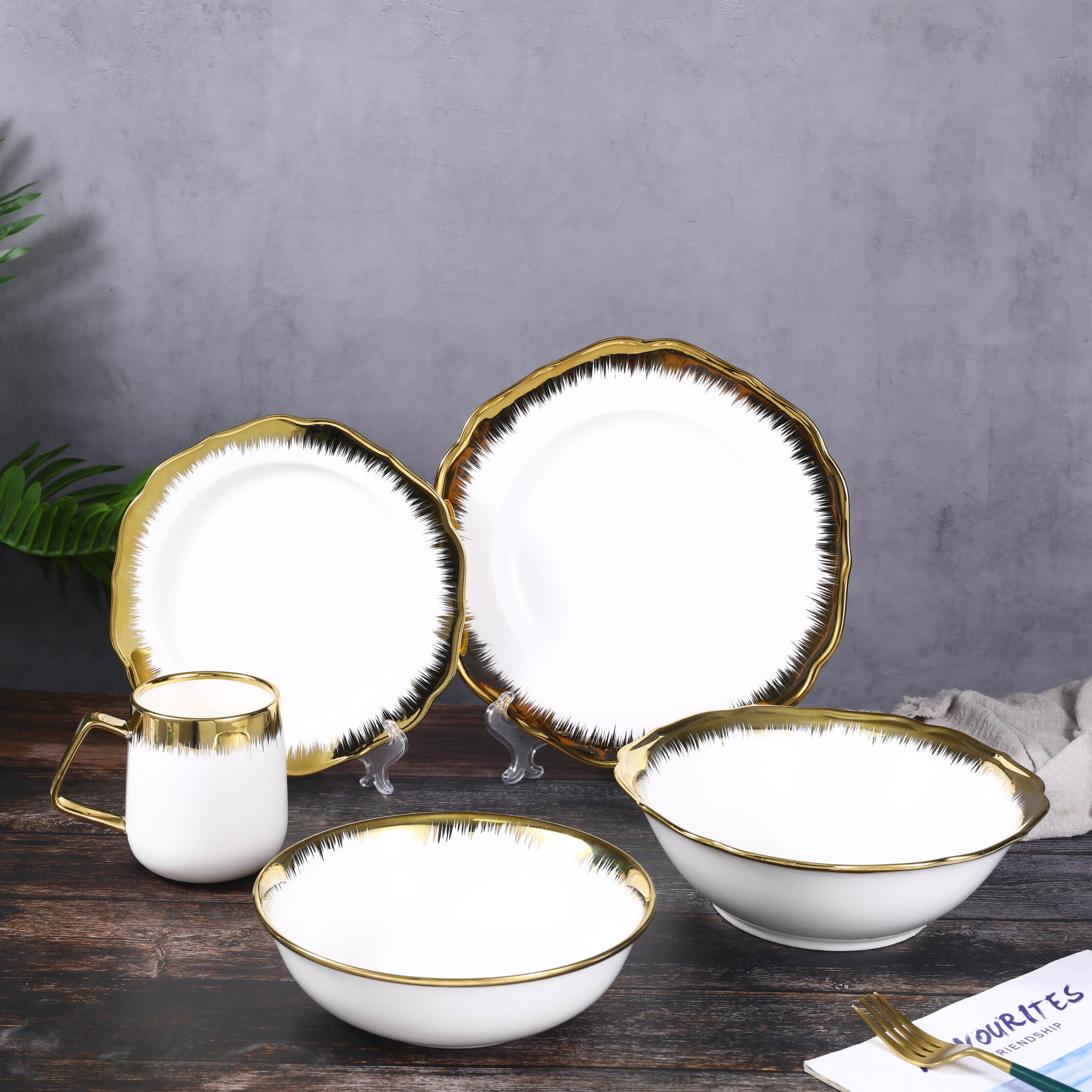 SANBO Gold Rimmed China Dinnerware wholesale Dinnerware Supplier