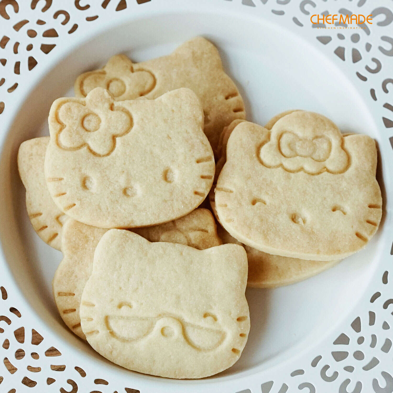 Hello Kitty Cookie Cutter Mold With Stamps 4Pcs